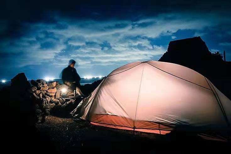 How to Choose a Camping Tent for Extreme Weather Conditions: 10 ...